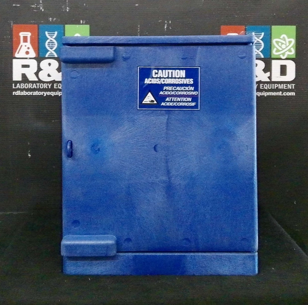 Eagle 4 Gallon Poly Acid Corrosive Cabinet, Manual Close, 18"W x 18"D